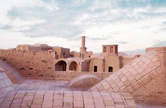 Monar Jonban Kharanegh (Shaking Minarets or Menar-e Jonban)